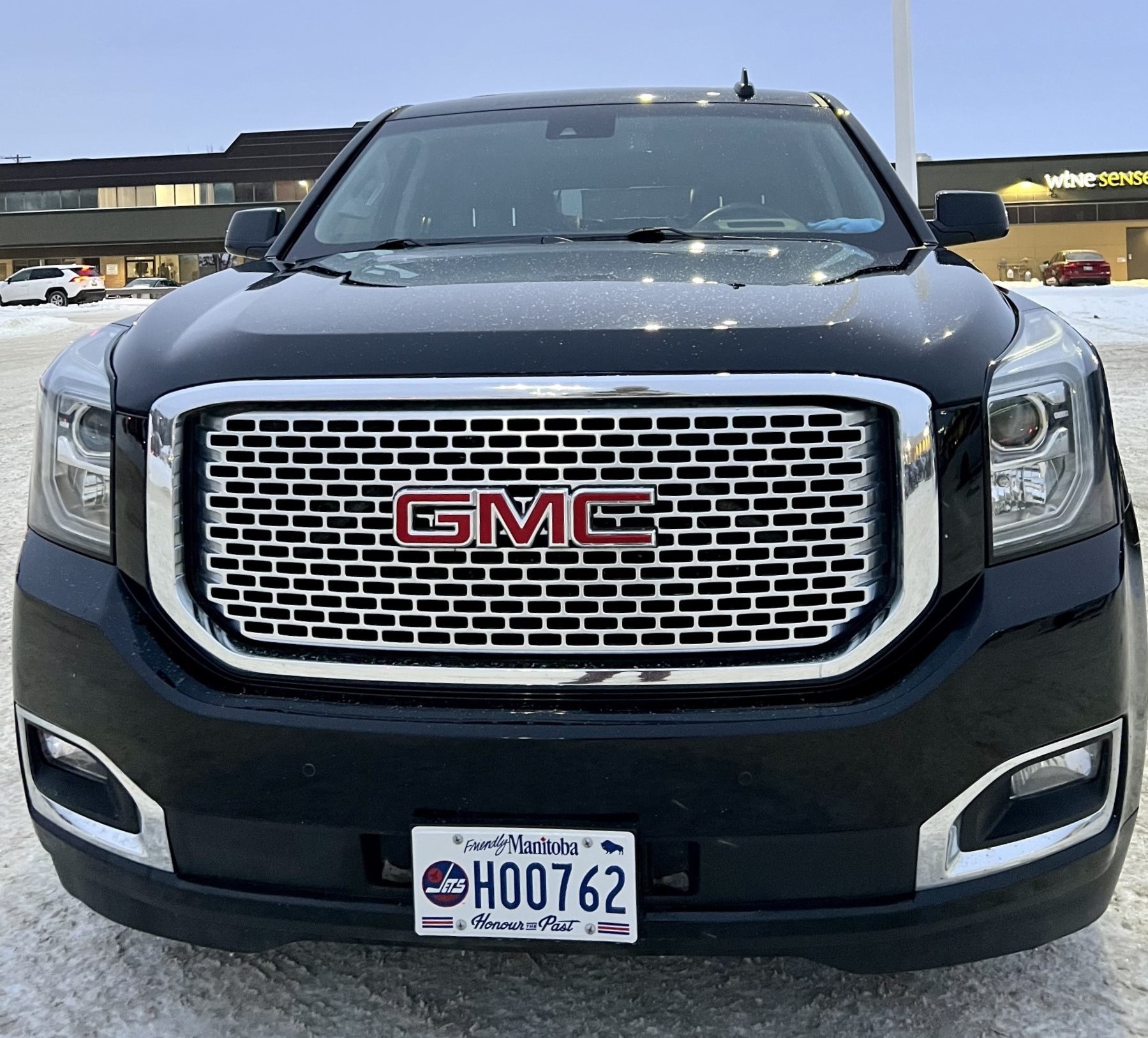 Rainbow Limo Service | Winnipeg