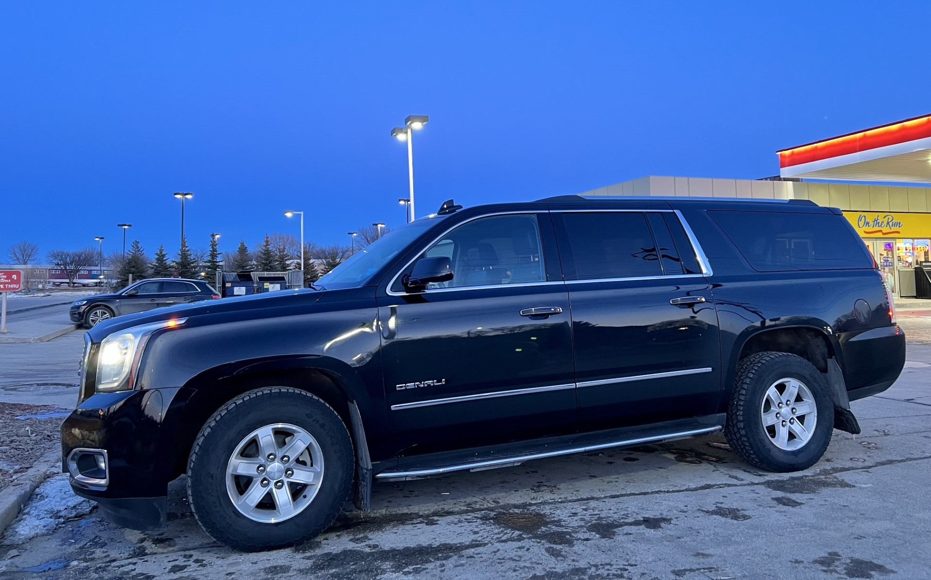 Rainbow Limo Service | Winnipeg